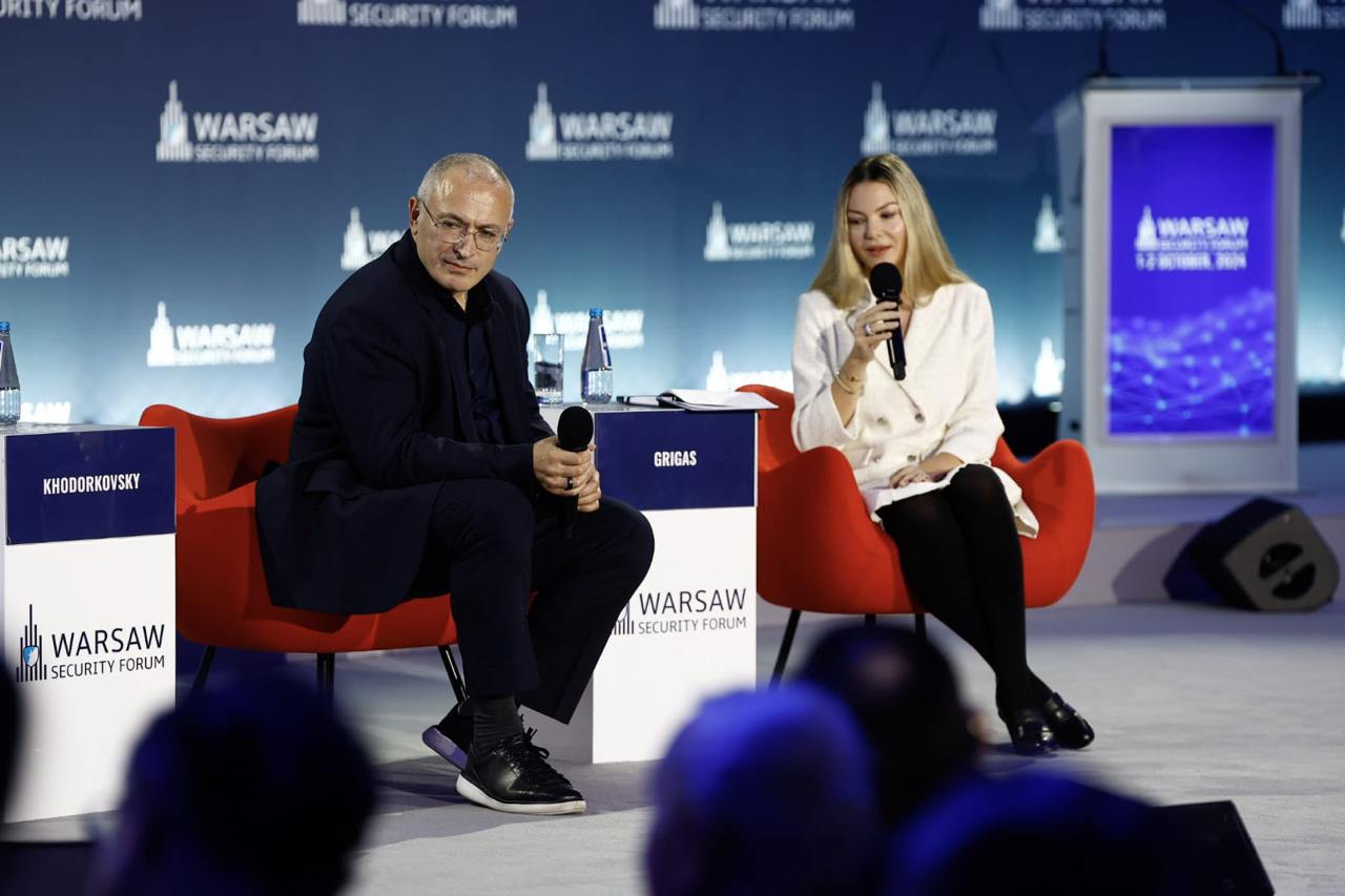 Mikhail Khodorkovsky in conversation with Dr. Agnia Grigas at the ...